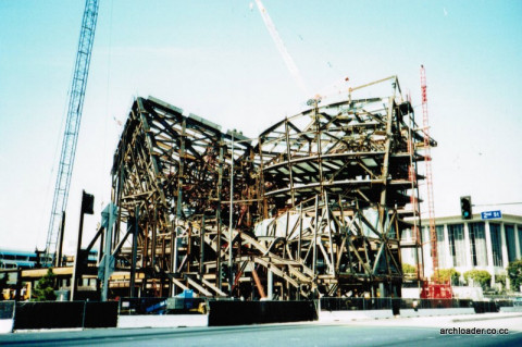 Arch Loader: Frank Gehry's Disney Concert Hall, Los Angeles ...